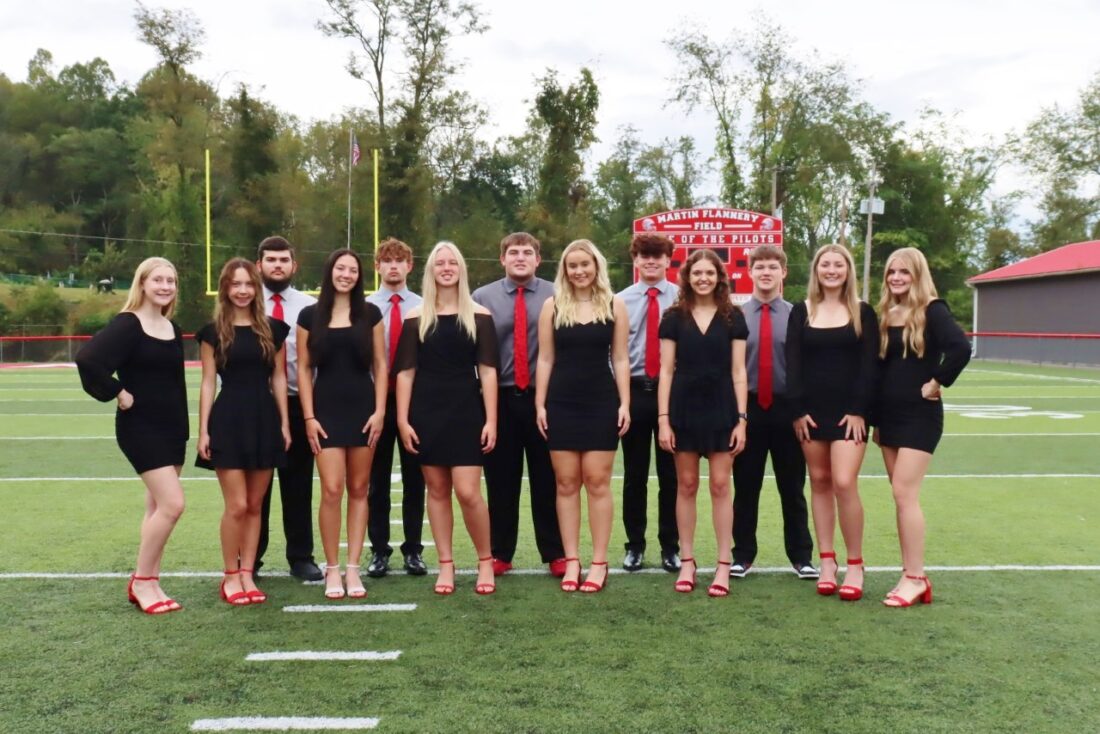River High School Homecoming Court | News, Sports, Jobs - Wetzel Chronicle